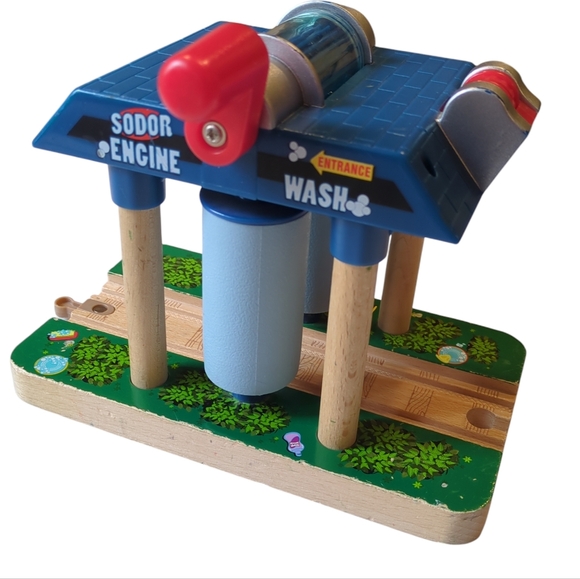 SODO | Toys | Thomas Friends Sodor Engine Wash Playset Wooden Railway ...